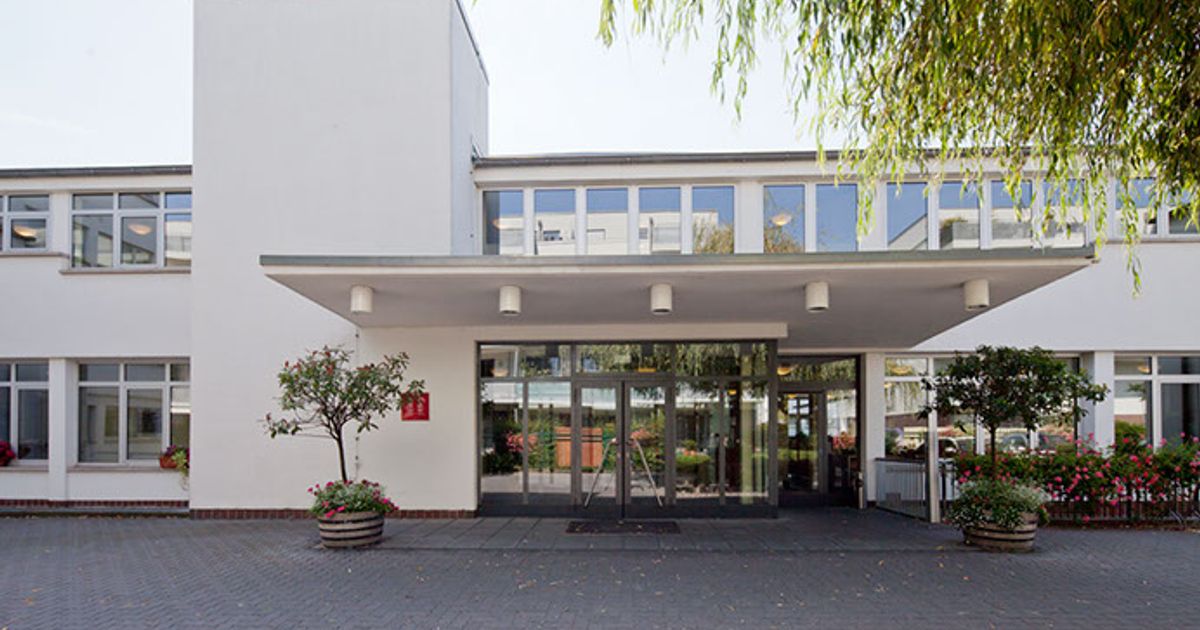 Henry and Emma Budge Foundation Retirement House | Architectuul