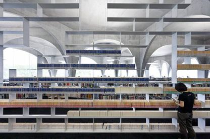 Tama Art University Library | Architectuul