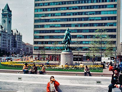 Freedom Plaza | Architectuul