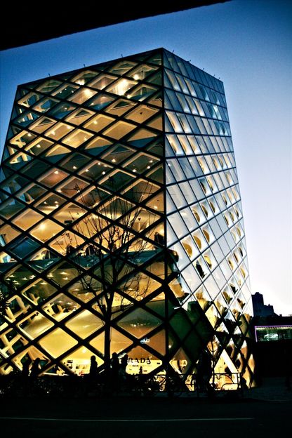 Prada Tokyo Building | Architectuul