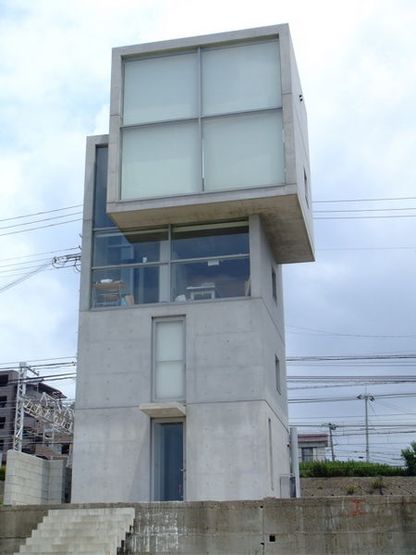 4 X 4 House | Architectuul