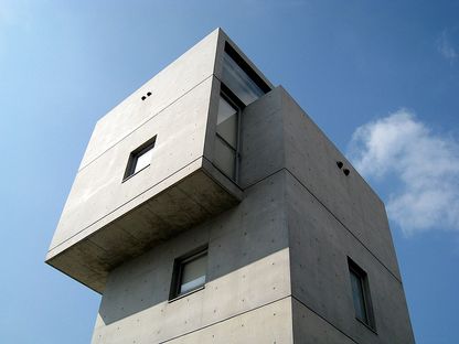 4 X 4 House | Architectuul