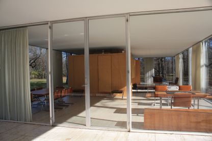 Farnsworth House | Architectuul