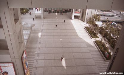 Fuji TV Headquarters | Architectuul