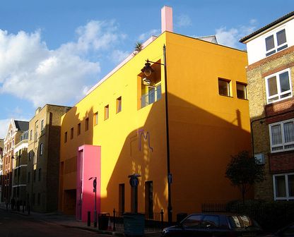 Fashion and Textile Museum, London | Architectuul