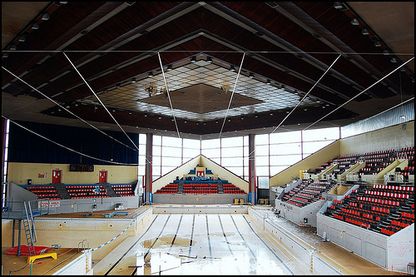 Leeds International Pool | Architectuul