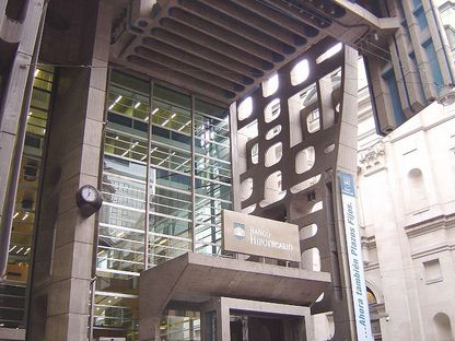 London Bank in Buenos Aires | Architectuul