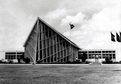 Chaktomuk Conference Hall | Architectuul