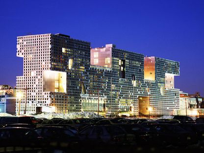 Simmons Hall | Architectuul
