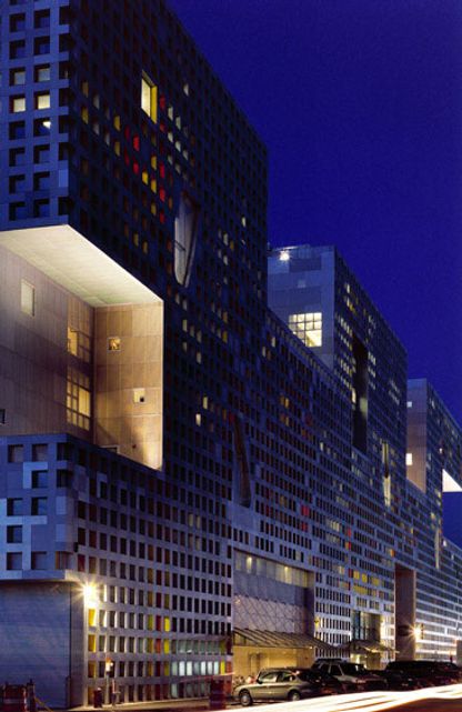 Simmons Hall | Architectuul