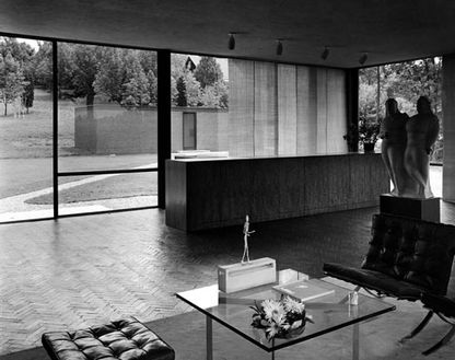 The Glass House | Architectuul