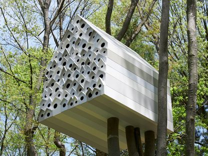 Bird Apartment | Architectuul