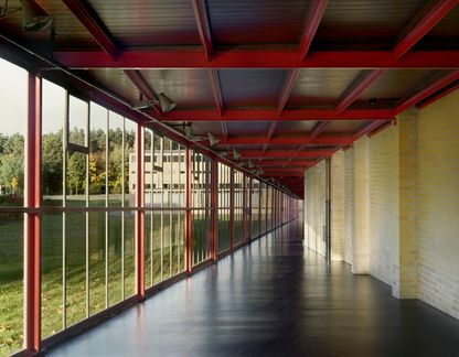 ADGB Trade Union School | Architectuul