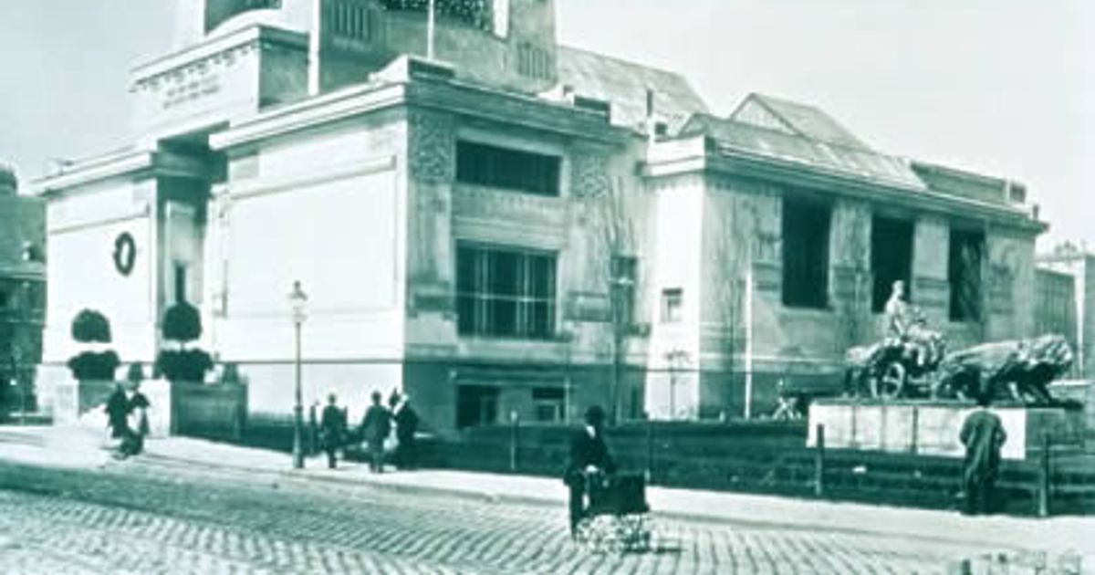 Secession Hall Building | Architectuul