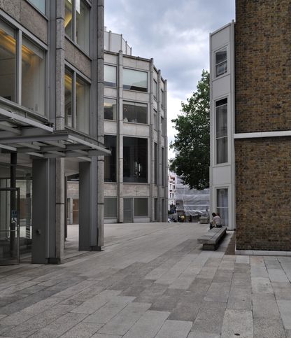 The Economist Building | Architectuul