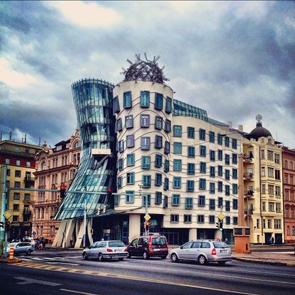 The Dancing House | Architectuul