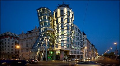 The Dancing House | Architectuul