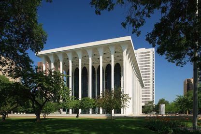 Northwestern National Life Building | Architectuul