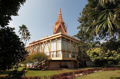 Chaktomuk Conference Hall | Architectuul