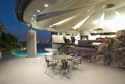 The Elrod House | Architectuul