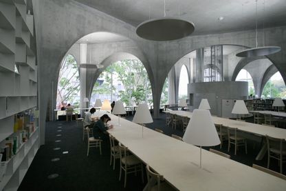 Tama Art University Library | Architectuul