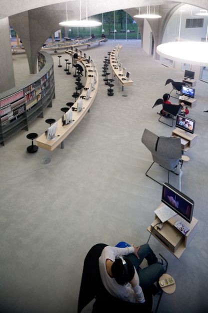 Tama Art University Library | Architectuul