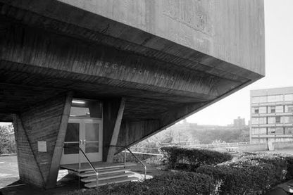 Begrisch Hall | Architectuul