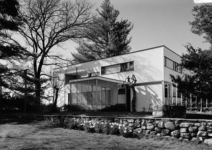 Bass House | Architectuul