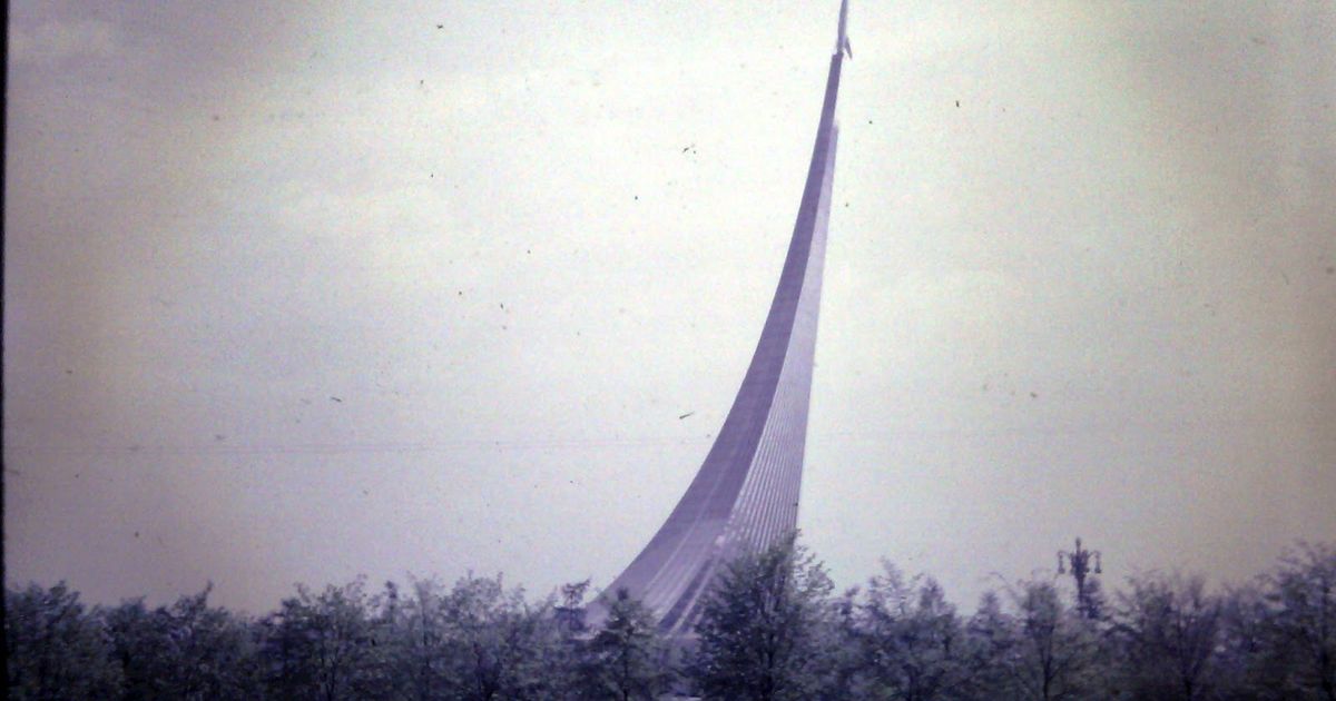 Monument to the Conquerors of Space | Architectuul