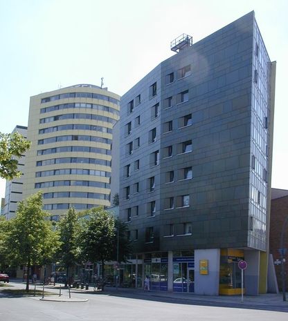 Hadid IBA Housing Block 2 | Architectuul
