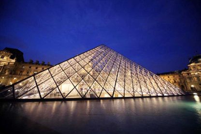 Louvre Pyramid | Architectuul