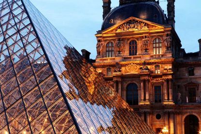 Louvre Pyramid | Architectuul