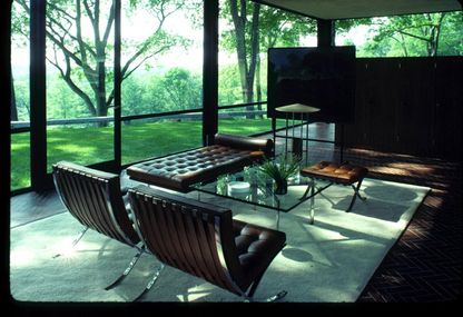 The Glass House | Architectuul