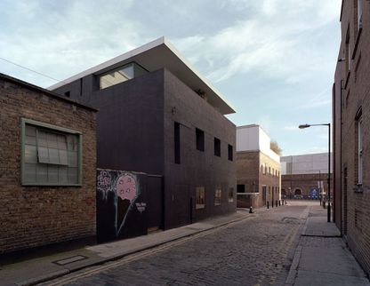 Dirty House | Architectuul
