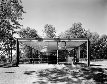 The Glass House | Architectuul