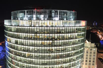 Bahn Tower | Architectuul