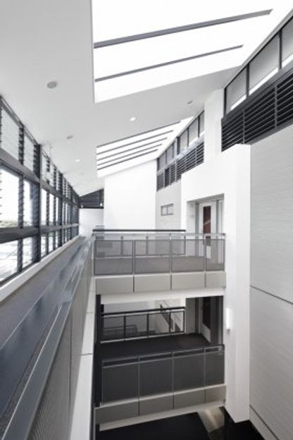 The Nicholson | Architectuul