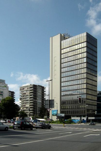 S2 Office Tower | Architectuul