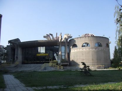 Telecommunication Center | Architectuul