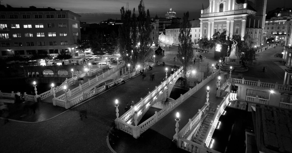 The Triple Bridge | Architectuul