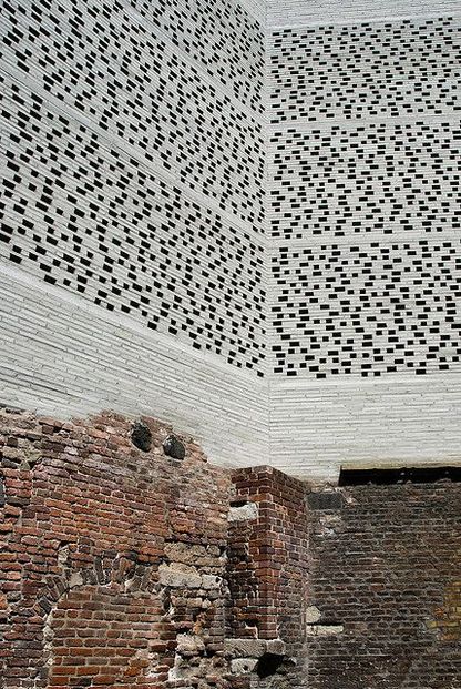 Kolumba Art Museum | Architectuul