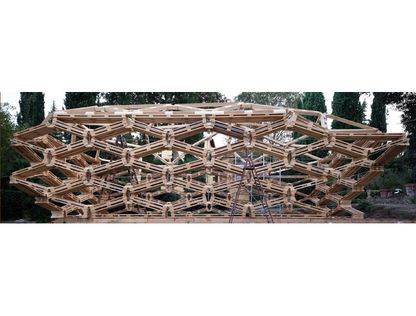 Recycled Pallet Pavillion | Architectuul