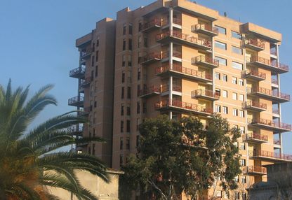 Pavllo Skender Luarasi | Architectuul