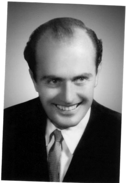 Pavllo Skender Luarasi | Architectuul