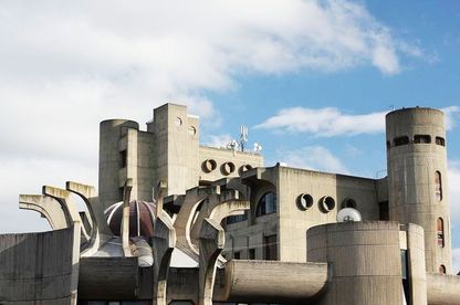 Telecommunication Center | Architectuul