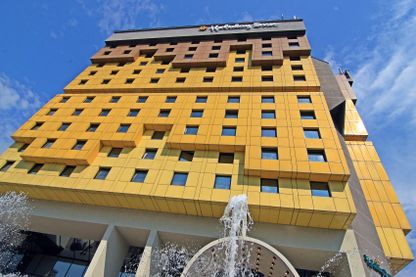 Holiday Inn Hotel | Architectuul