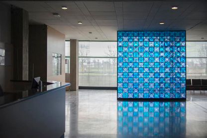 Cube Building | Architectuul