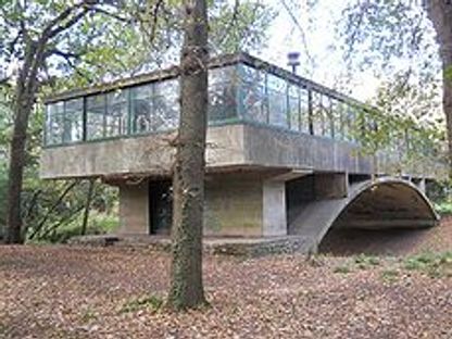 House on the River | Architectuul