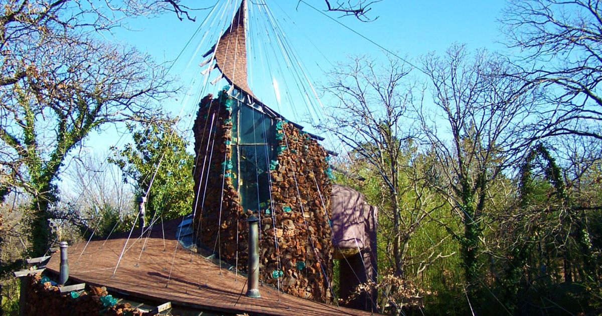 Bavinger House | Architectuul