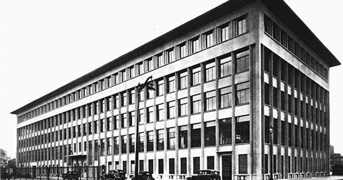 Town Hall | Architectuul